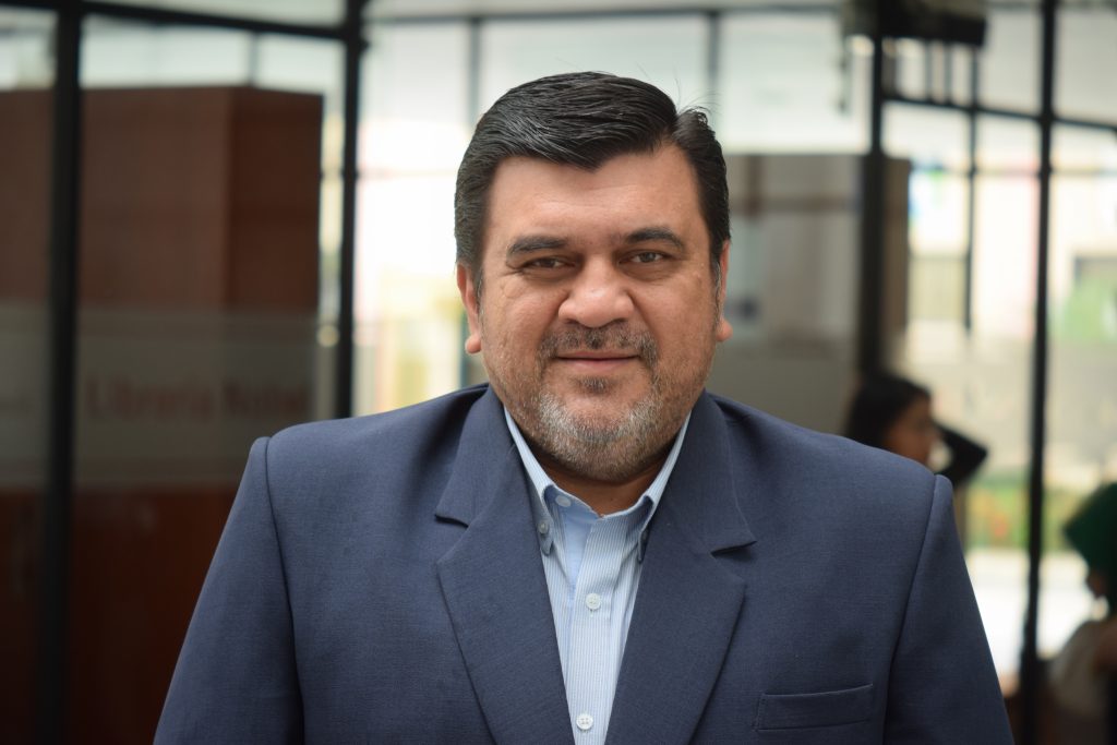Victor Hugo Vicuña Piedra - UNEMI
