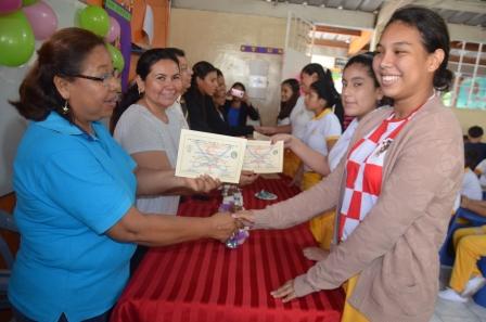 Estudiantes recibieron capacitación por CONSULT-UNEMI - UNEMI