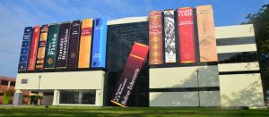 Centro de Recursos para el Aprendizaje y la Investigación CRAI - UNEMI