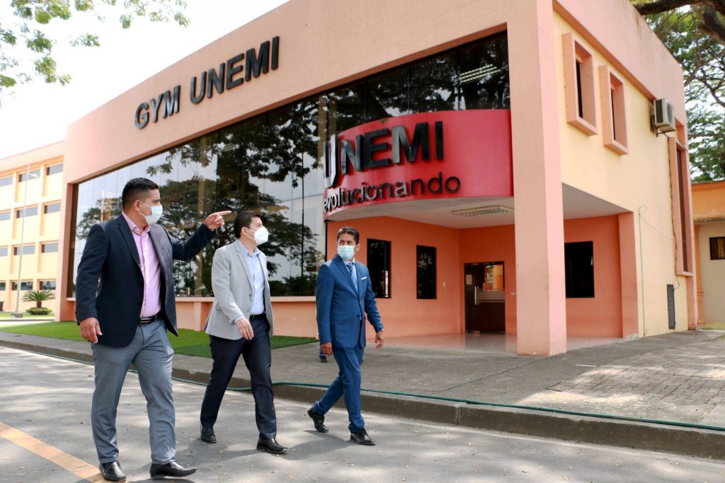 UNEMI recibió visita del rector de la Universidad de Guayaquil - UNEMI