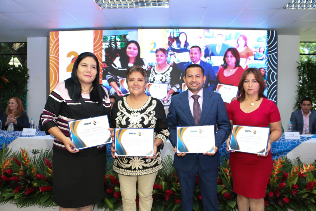 UNEMI conmemoró veintidós años de innovación y evolución académica - UNEMI