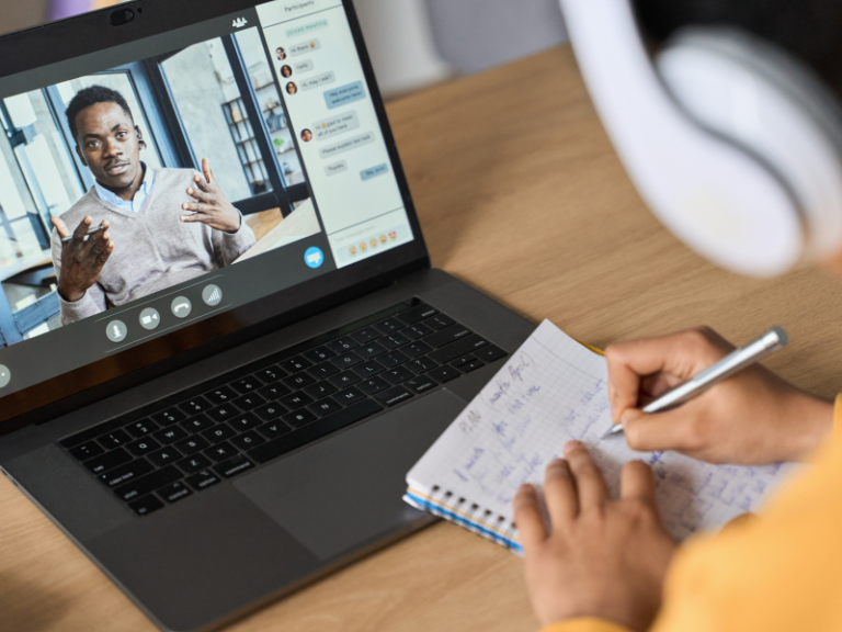 Educación en línea o a distancia: ventajas y desventajas