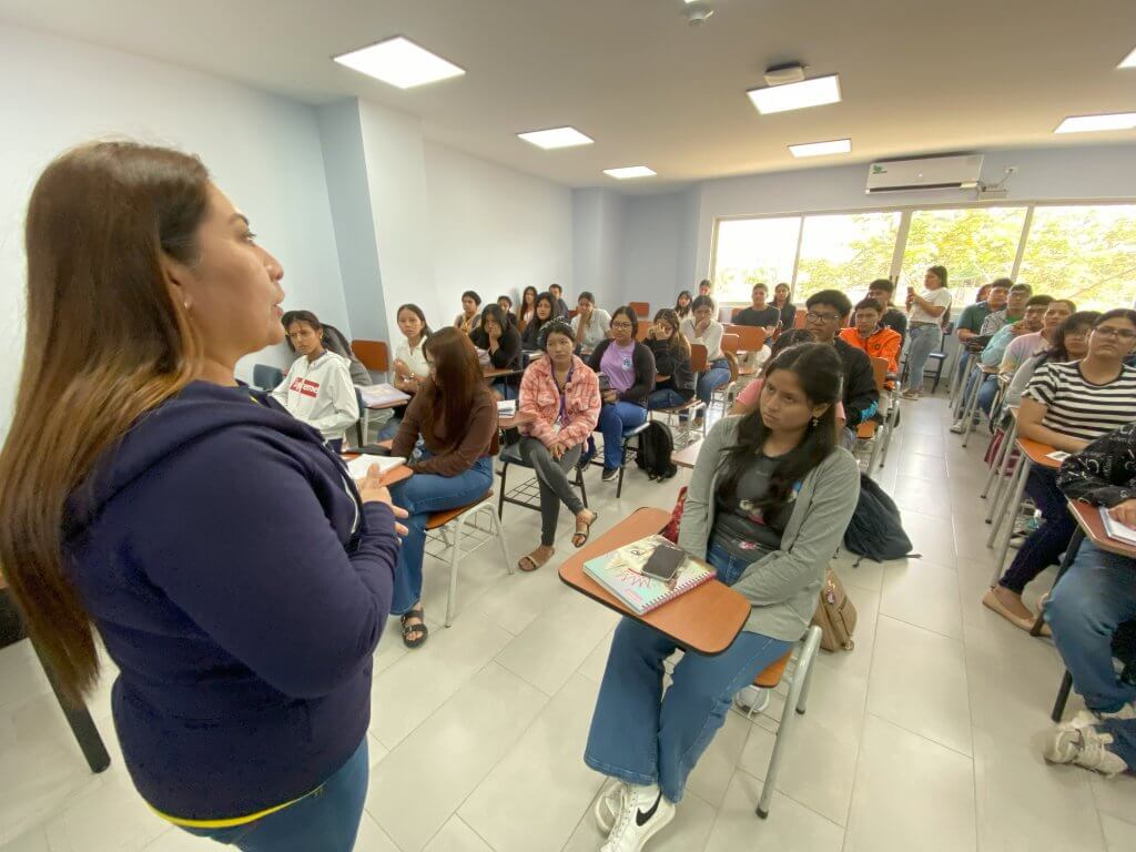 UNEMI anuncia nuevo proceso de becas estudiantiles - UNEMI