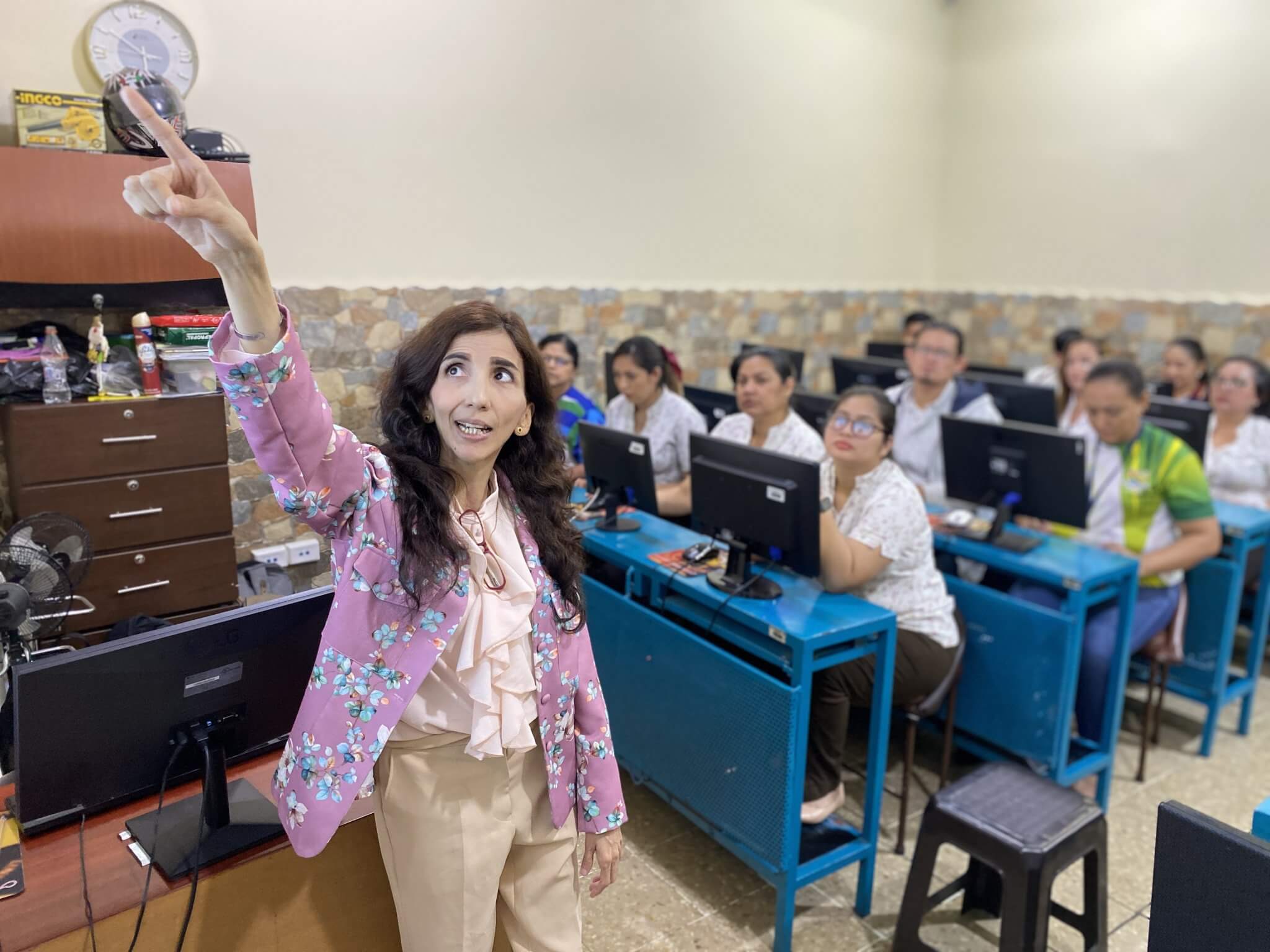 UNEMI lleva la educación interactiva a diez instituciones de Milagro ...