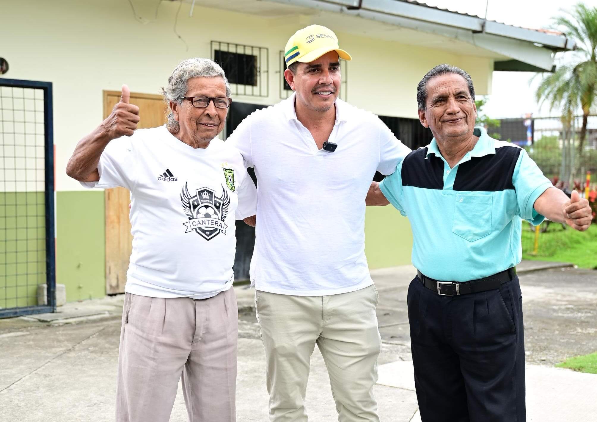 UNEMI entrega 500 becas deportivas y culturales a niños y jóvenes de ...