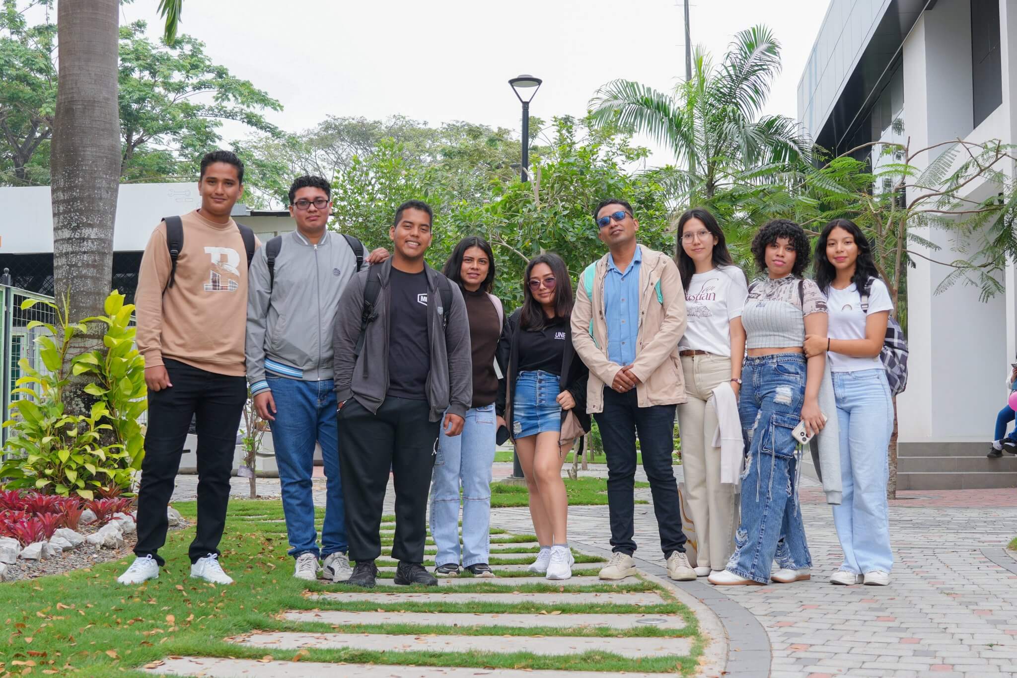 UNEMI inicia su nuevo periodo académico con más de 49 mil estudiantes ...